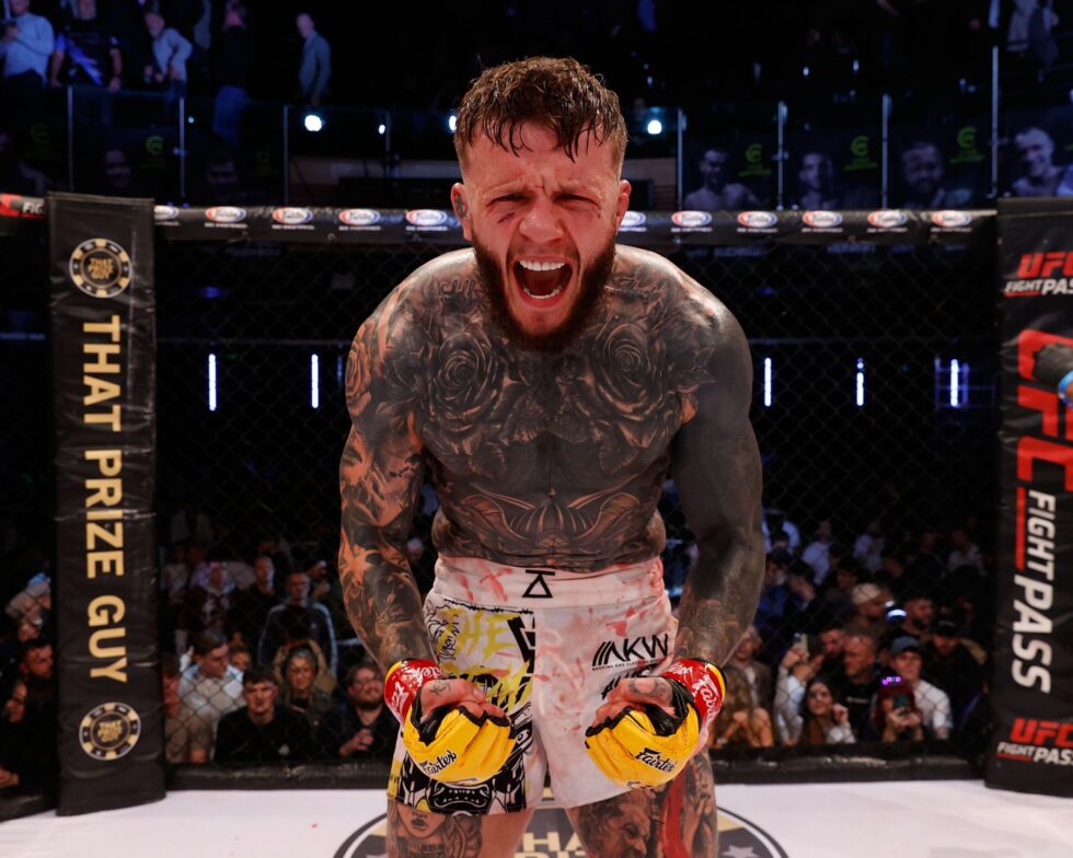 Simon & Vucenic Victorious in London | Cage Warriors